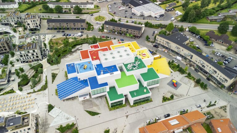 Die LEGO Gruppe feiert ihre Heimatstadt mit dem exklusiven LEGO® House ...